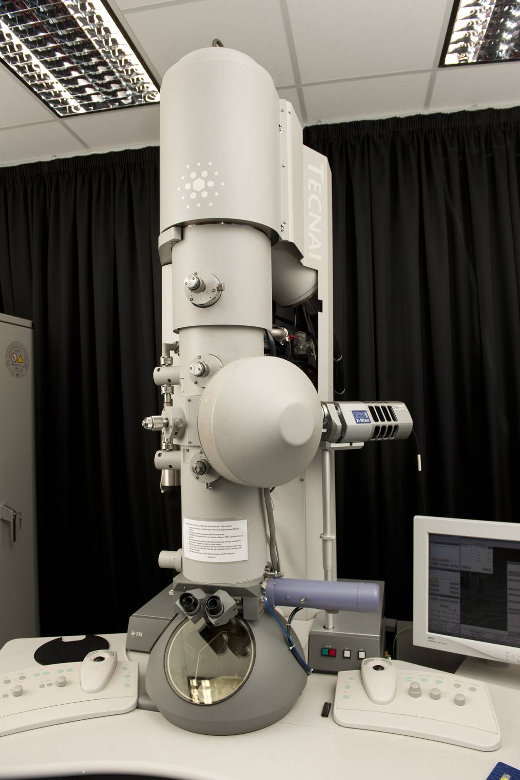 FEI Tecnai TEM Machine