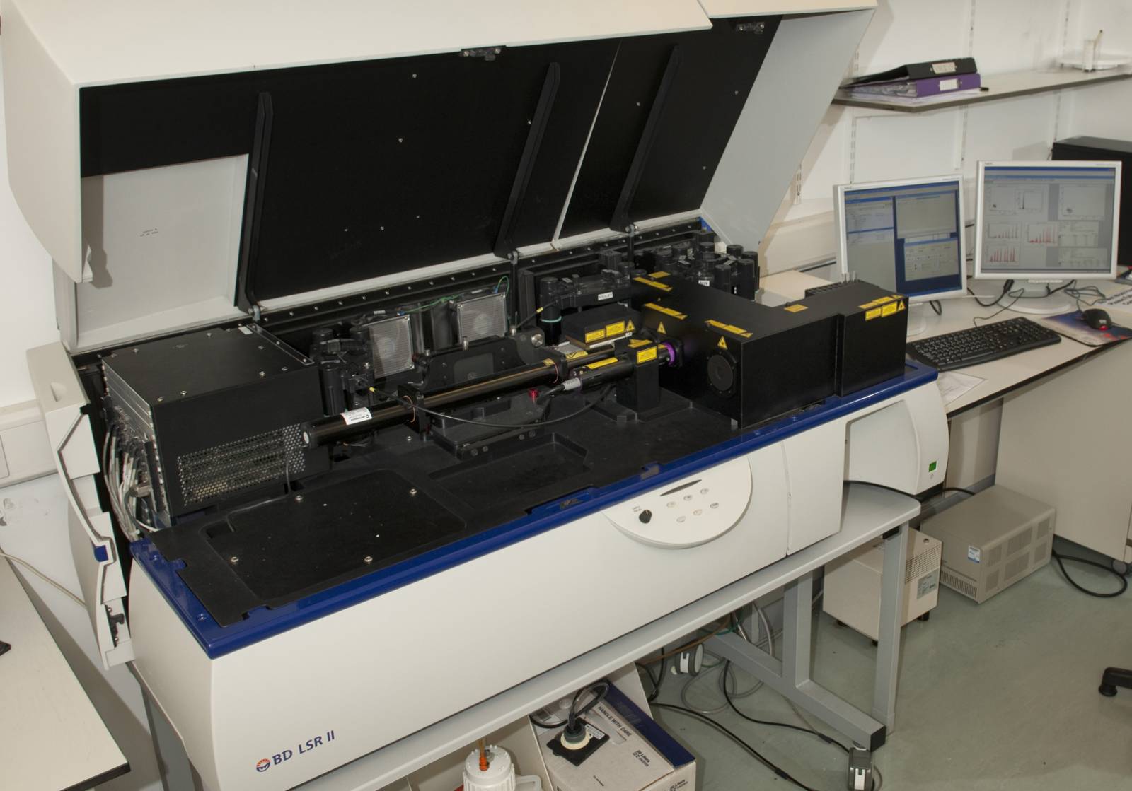 Flow Cytometer - BDR LSR II