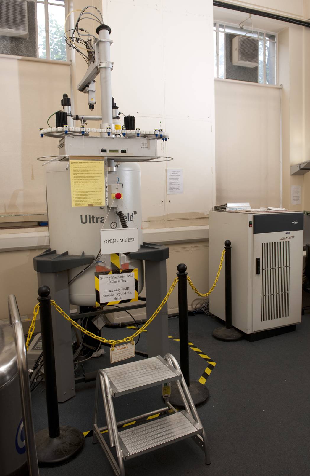 NMR (500MHz, Bruker Avance)