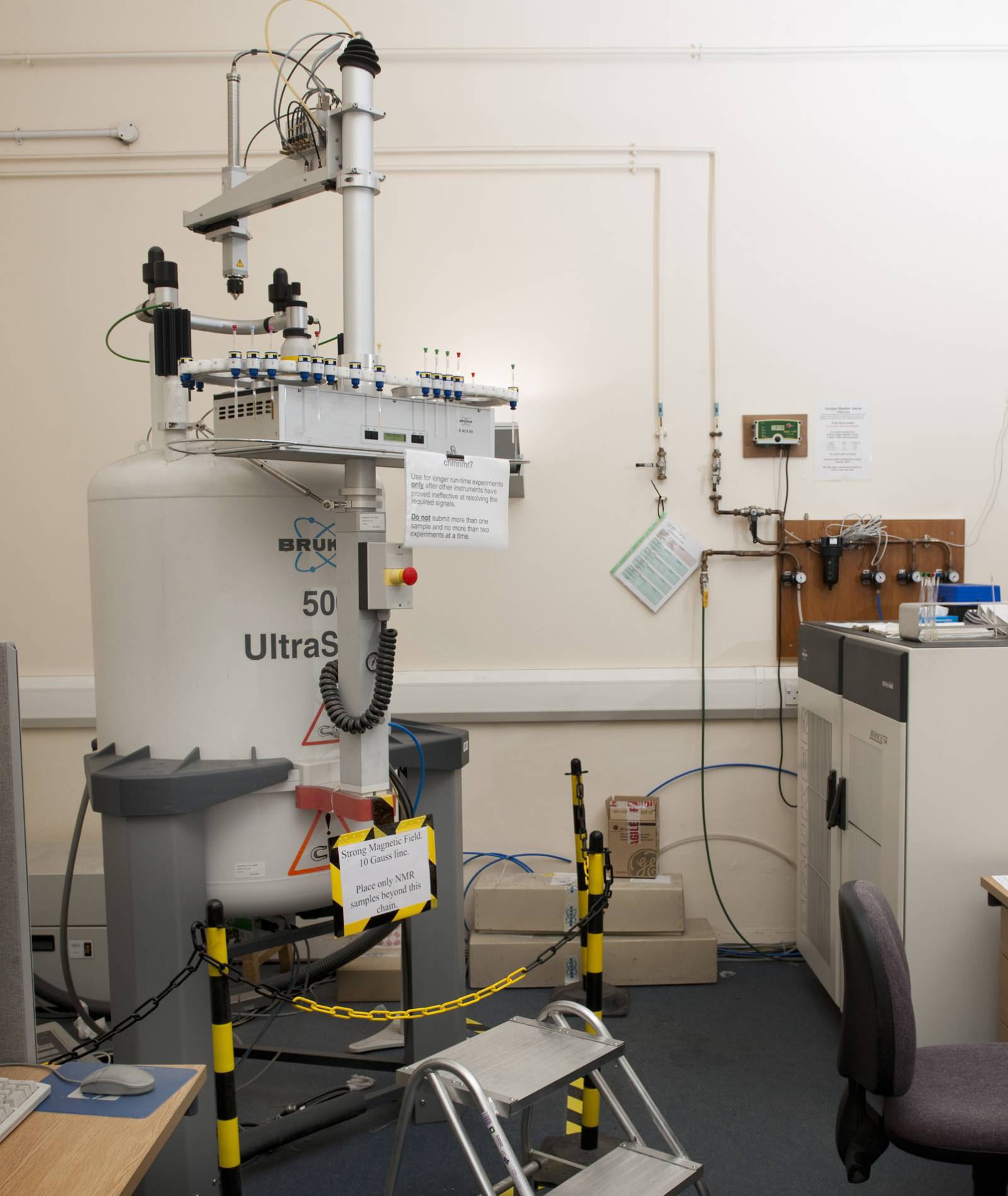 NMR (500MHz, Bruker Avance 3 Channel)